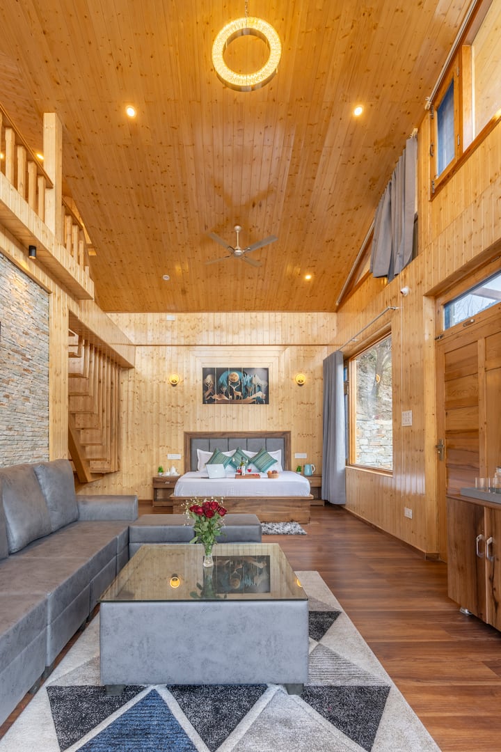 Luxurious Chalet Near Paragliding Site, Kullu - India