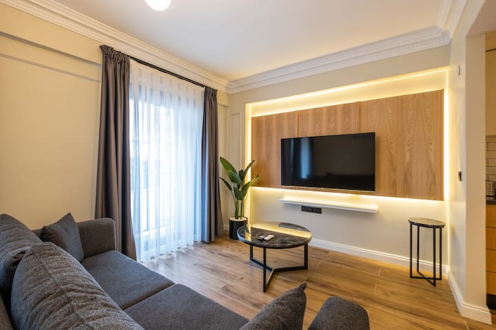 Stylish & Modern 2 Bdr. In City Centre - Estambul