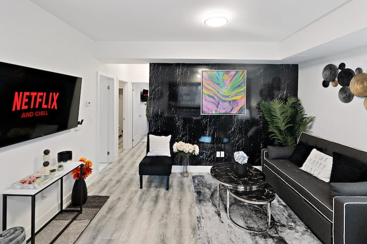 Stylish 2br Suite | 7 Mins To Falls | Sleeps 6! - Niagara Falls