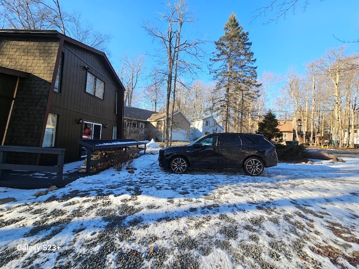 The Fire & Fun Retreat - Tobyhanna, PA