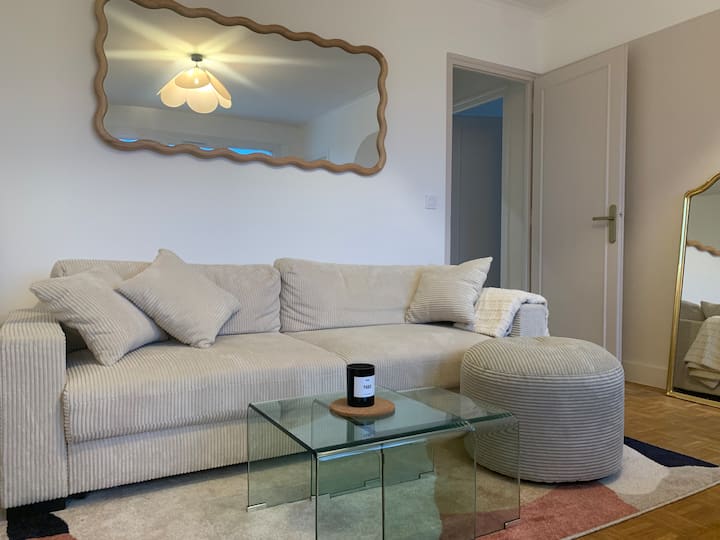 Chambre Double Confort, Appart Tout Beau Tout Neuf - Annecy