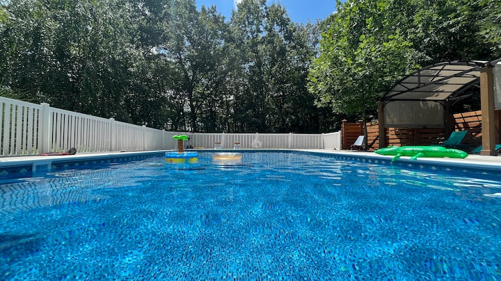 2 Cozy & Peaceful Vacation Homes To Rest- Fits 16 - Tannersville, PA
