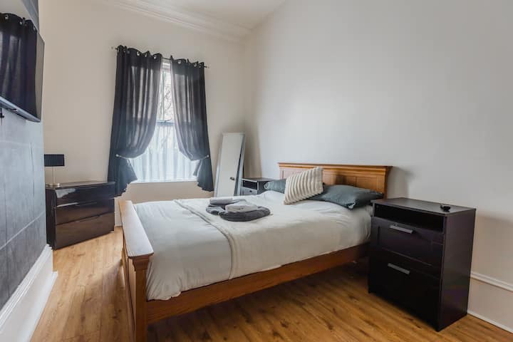 Hullidays》city Centre Urban Apt - Hull