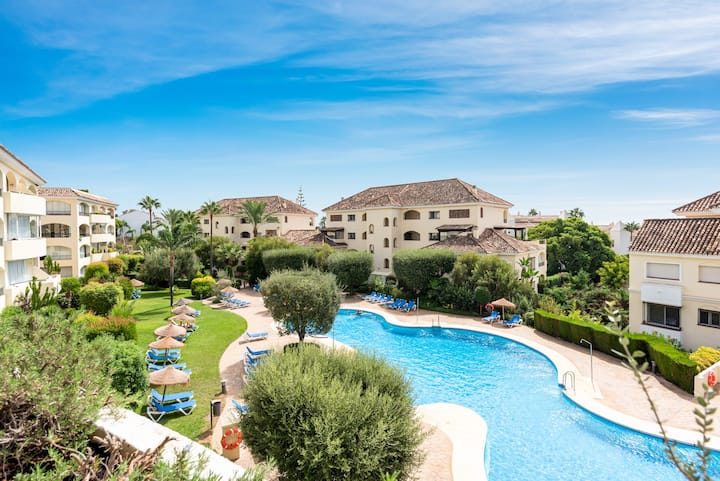Gran Piso De 3 Dorm, 4 Terrazas, Piscina & Parking - Marbella