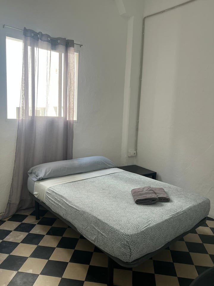 Habitación Privada Plaza Constitución - Málaga