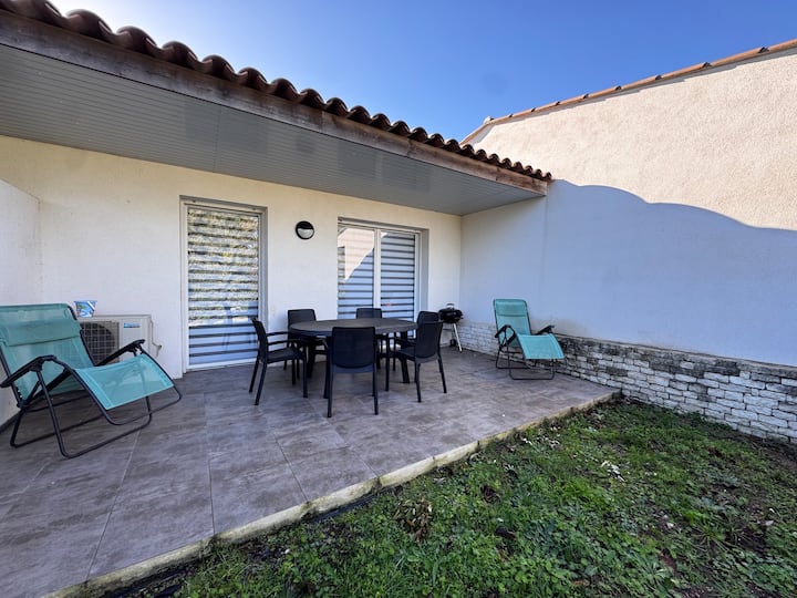 Mini-villa Avec Piscine En Résidence Bonifacio - Bonifacio