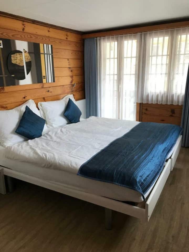 Doppelzimmer Mit Etagenbad
Hotel Le Mazot - Zermatt