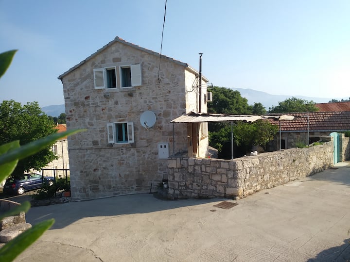 Newly Renovated 200yr Old Cottage - Lumbarda