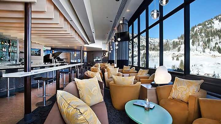 Ski-in/out Cliff Club Resort,2br - Snowbird, UT