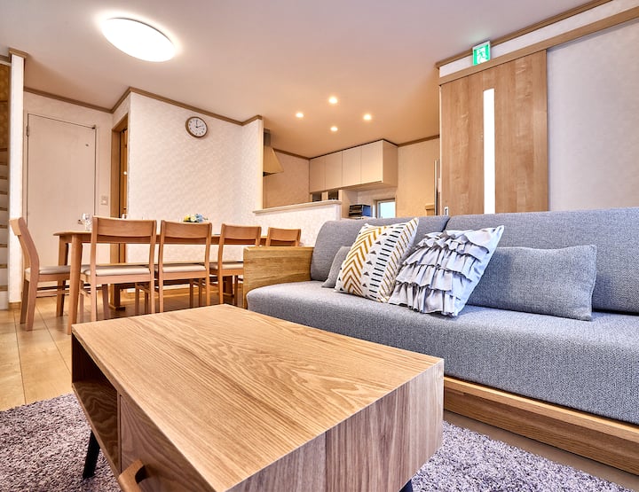 【New】インターすぐ!ナチュラルモダンのアットホーム一棟貸し/aprostay富士河口湖寿13 - 都留市