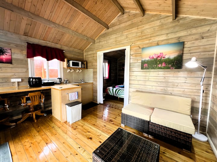 Red Hibiscus Villa 6 - Cook Islands