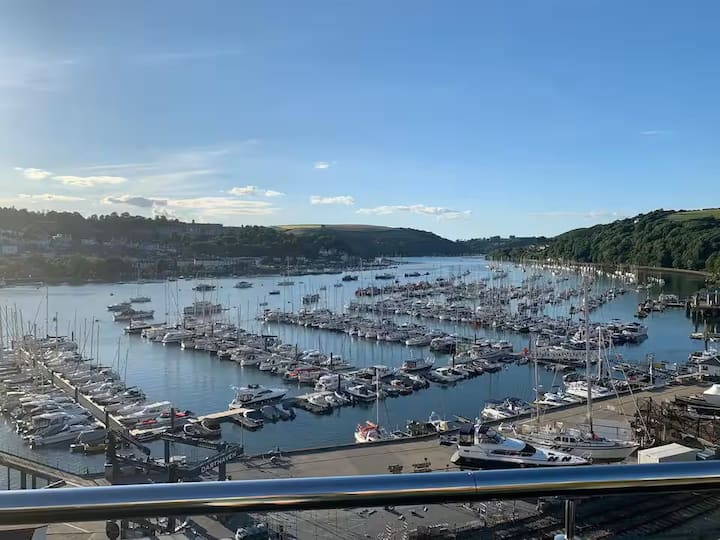 River Dart Views From Luxury "Britannia Outlook" - Dartmouth