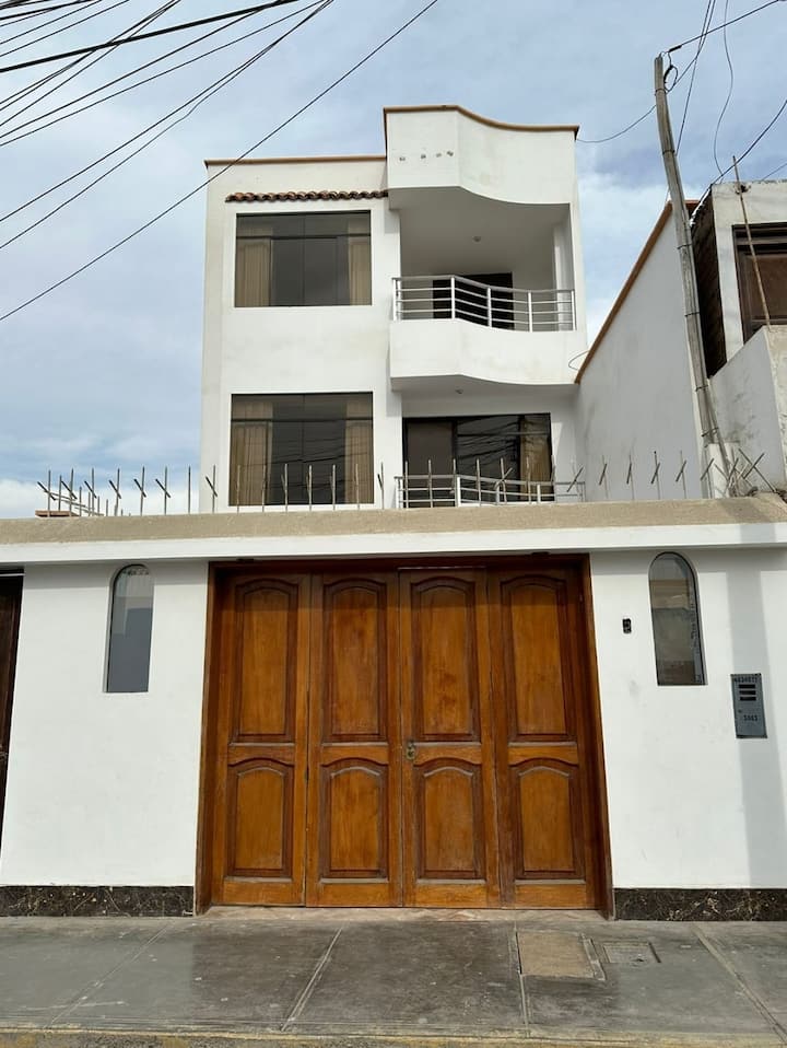 Casa Cerro Blue - Peru