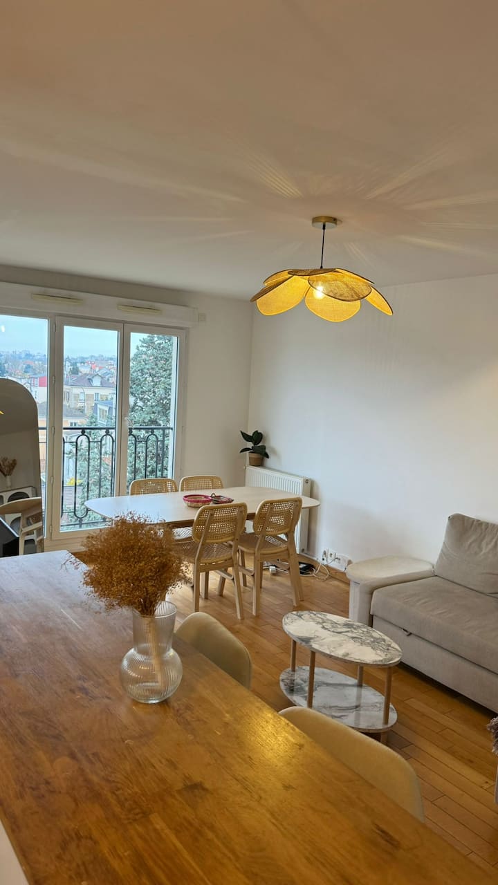 Bright 1br Apt Terrace & View - Villiers-sur-Marne