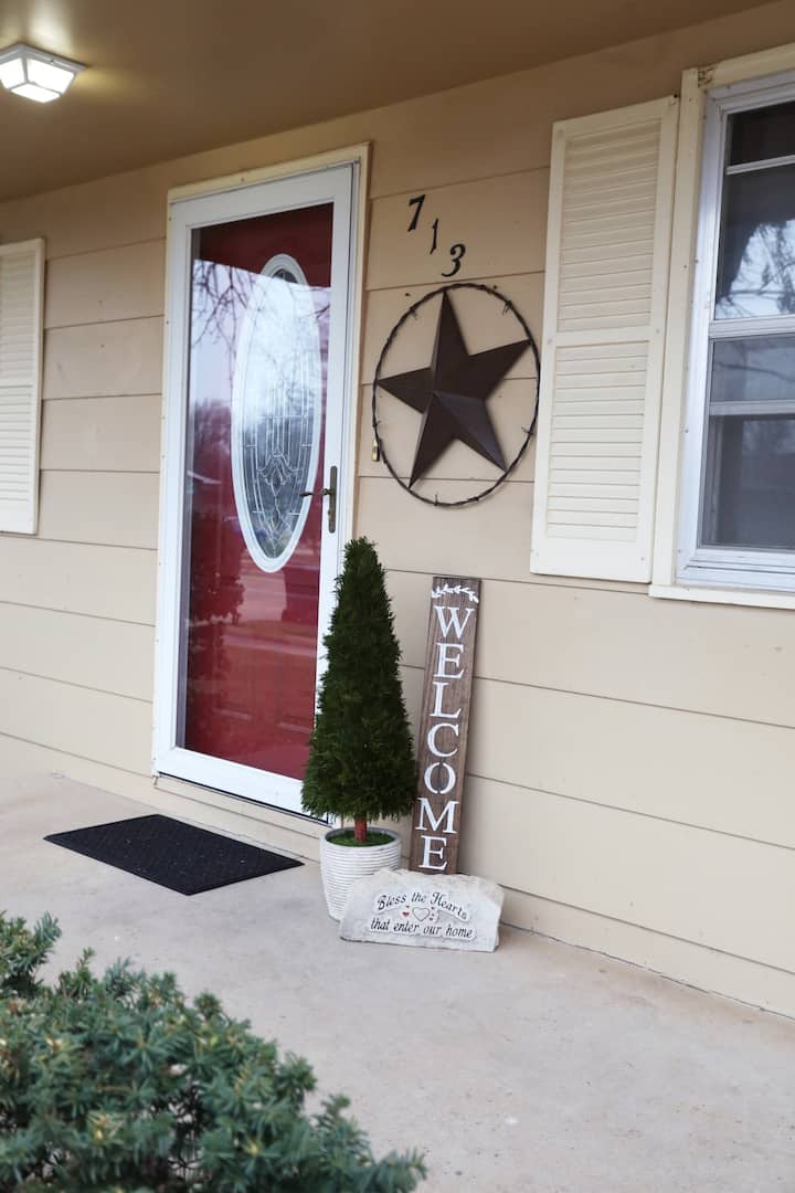New Listing! - Salina, KS