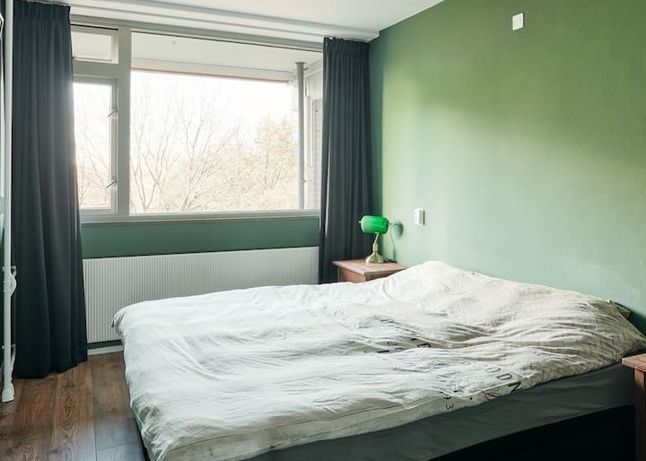A Spacious 3-bedroom Apartment - Schiedam