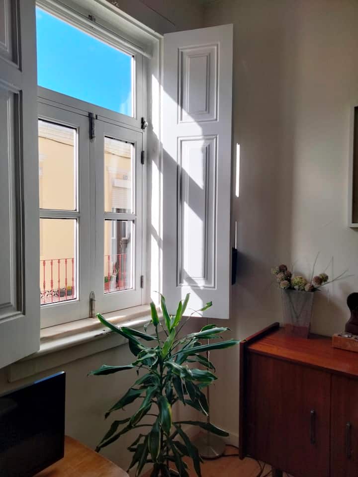 Casa Em Bairro Histórico De 1908 - Lisbon