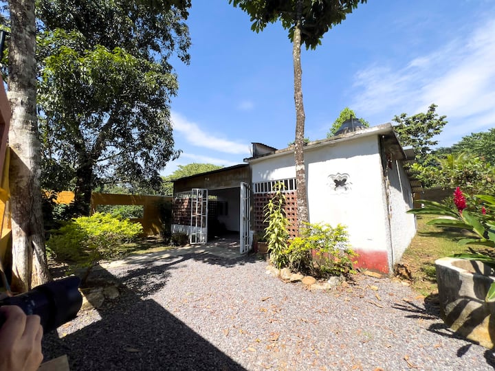 Casa Acogedora Cerca Del Irtra - Retalhuleu