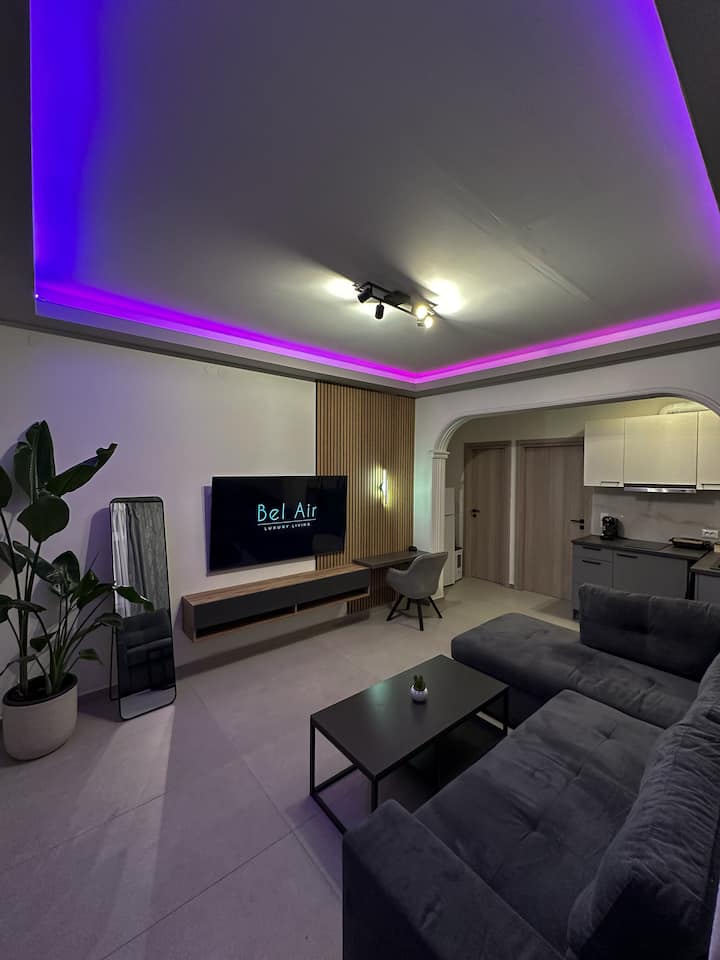 Belair Luxury Living - "The One" - Кардица