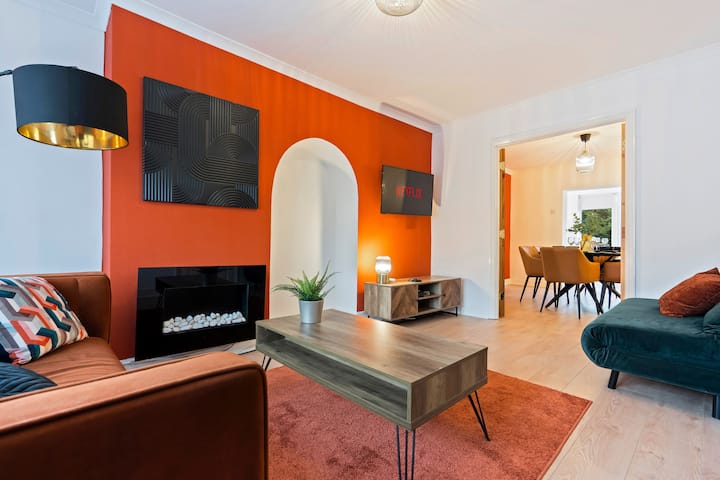Spacious 3-bed Birmingham • Free Parking  Near M6 - Erdington - Birmingham