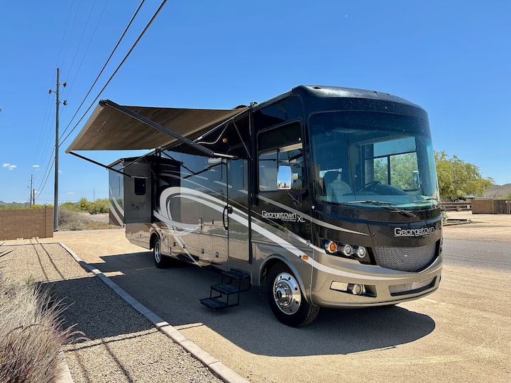 Luxurious 38’ Georgetown Xl Rv - Peoria, AZ
