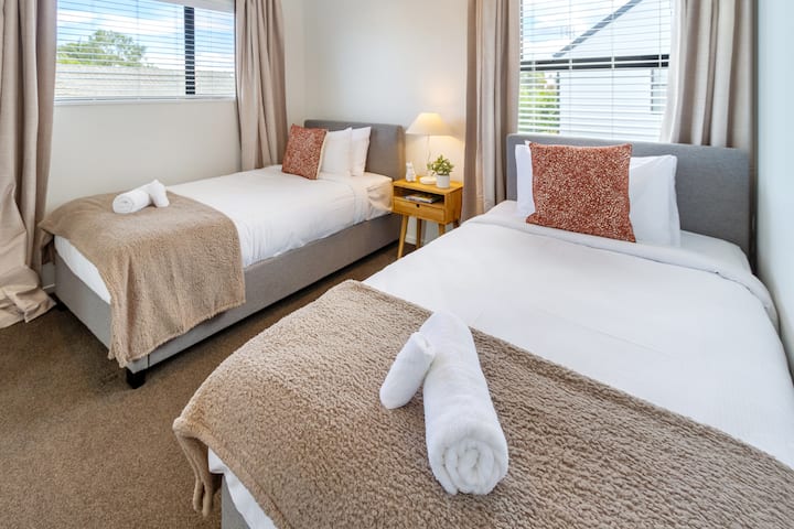 Beautiful Home Near Cbd Pet Friendly With Carpark - Christchurch