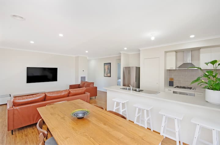 Mv-elephant 3-bedroom Part House - Hamilton