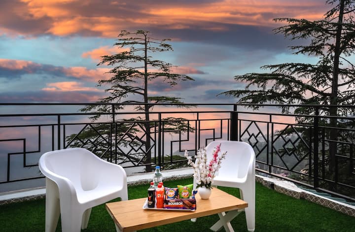 The Sunset Abode Shimla With Valley Views - Shimla