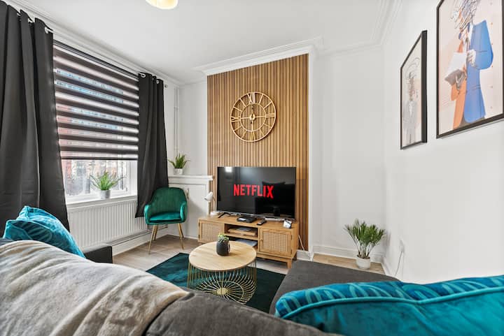 20% Off! Boutique Doncaster Abode - Sleeps 6! - Doncaster