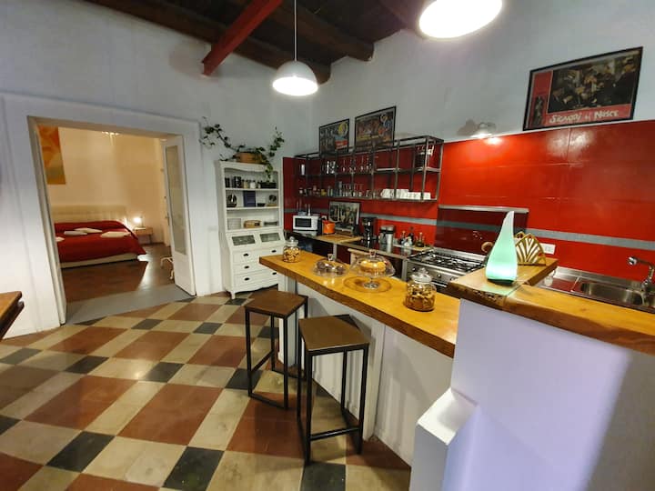 The Spanish Palace, Apartment - Frattamaggiore