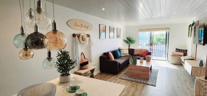 Sandy Retreat - Beach Apartment - Mossel Bay