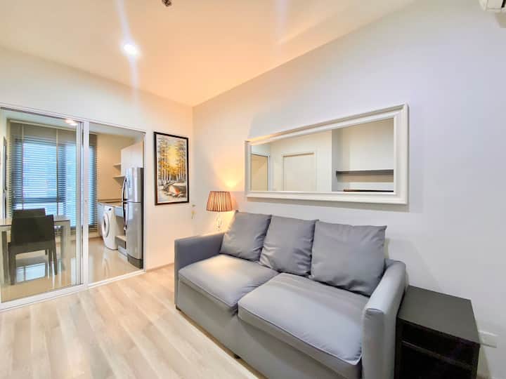 Huaikuwang区公寓靠近mrt 有711/游泳池/健身房 - Bangkok