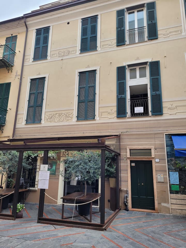 Appartamento Centro Storico - Loano
