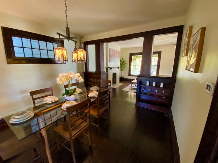 Stylish 1901 Craftsman
Near Downtown Columbus - Columbus, OH