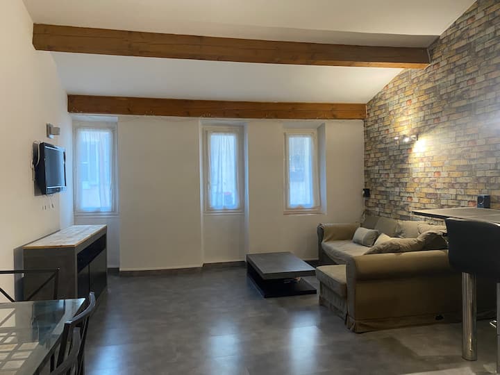 T2 Spacieux, Cosy, Centre Ville - La Ciotat