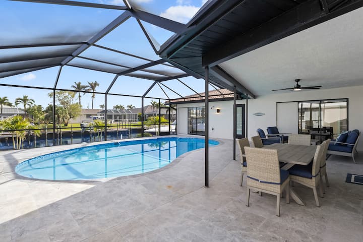 Villa Seabreeze - New Listing! - Cape Coral, FL
