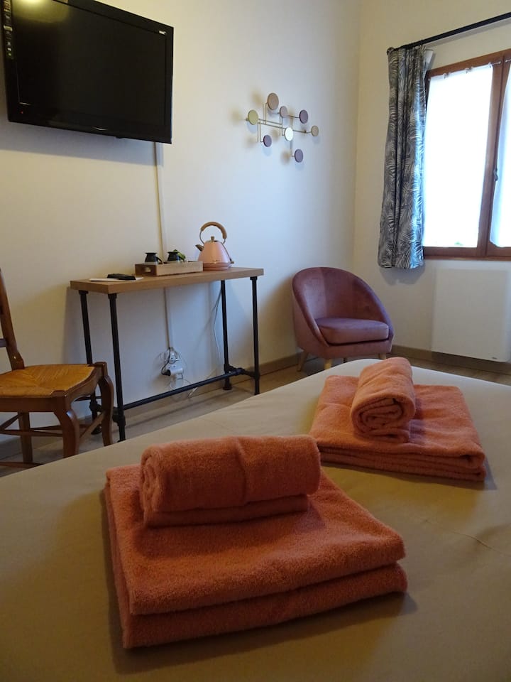 Chambre Romantique - Option Table D'hôte - Tallard