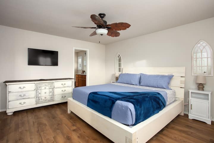 Central+clean+spacious, Sleeps 10, Family Friendly - Amarillo, TX