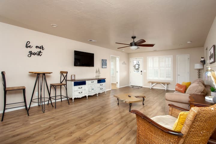 4 Bedrooms, Spacious, Clean, Comfortable, Garage - Amarillo