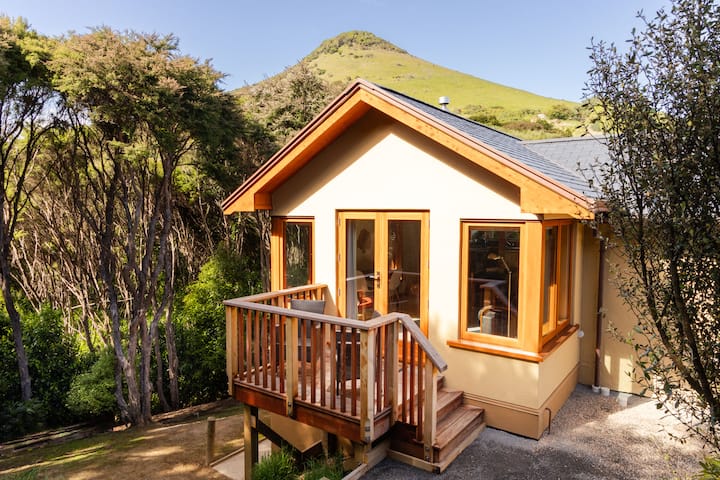 Eco Retreat Lodge: Boutique Stay In Nature - Dunedin