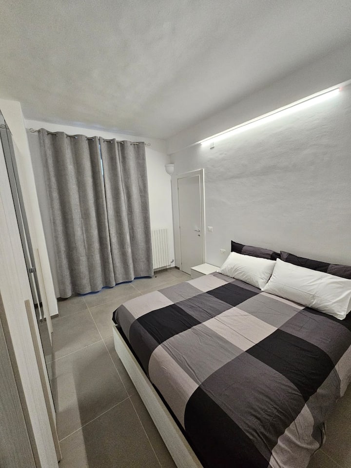 Balàt Contemporaneo-2 Fermate Di Metro Dal Centro - Turin