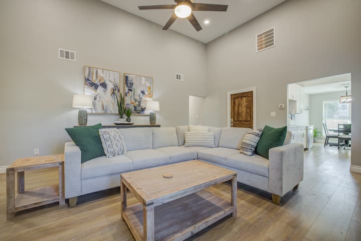 The Southern Street Stay - Georgetown, TX