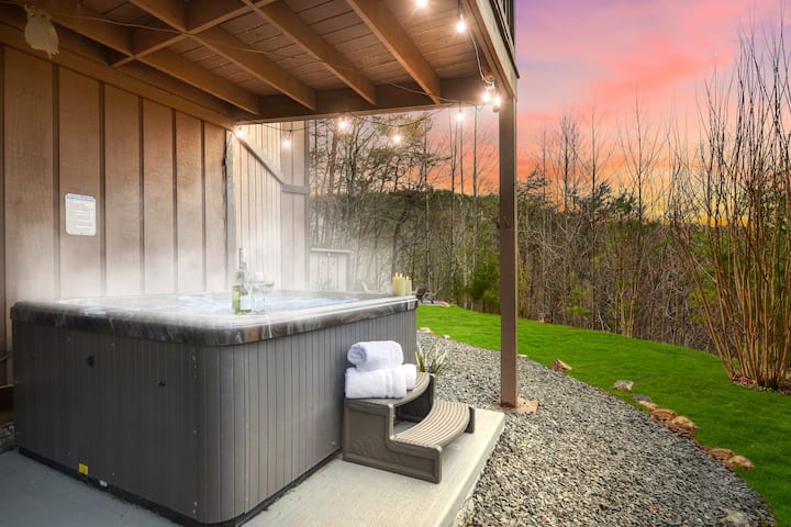 Blue Mtn Retreat - Round House - Blue Ridge, GA
