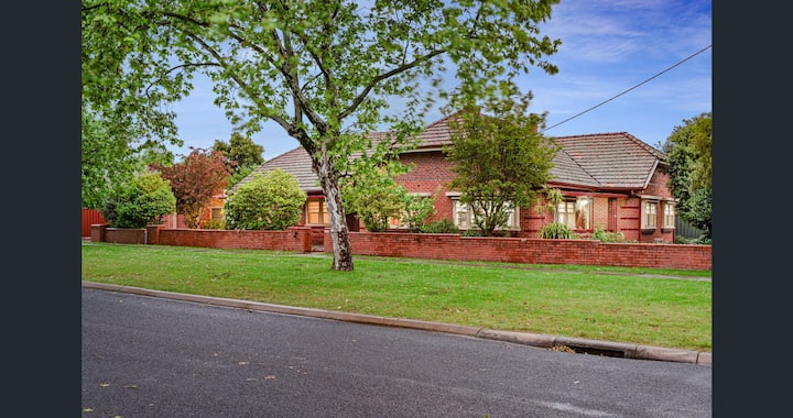 Classic Albury Elegance - Albury–Wodonga