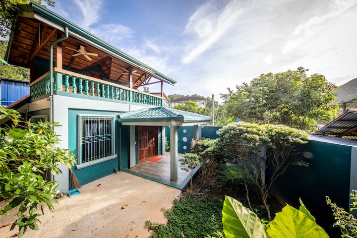 Gingerbread House - El Nido