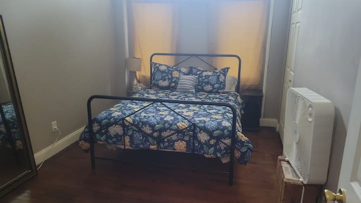 Keep It Simple In Peaceful Home - Parma, OH