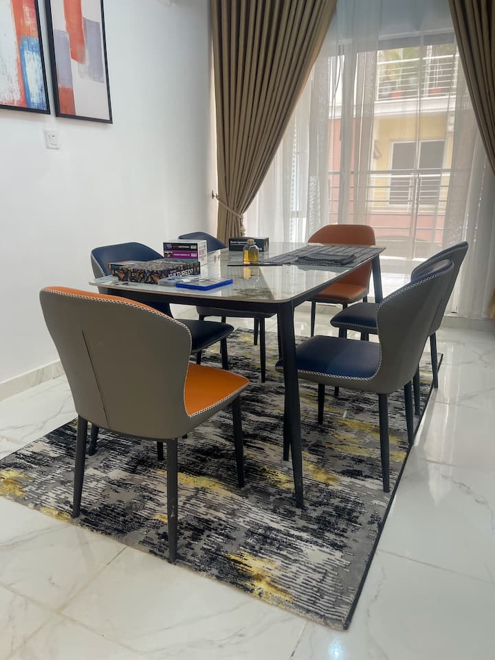 Luxury 3 Bedroom Apartment In Vi - Lagos