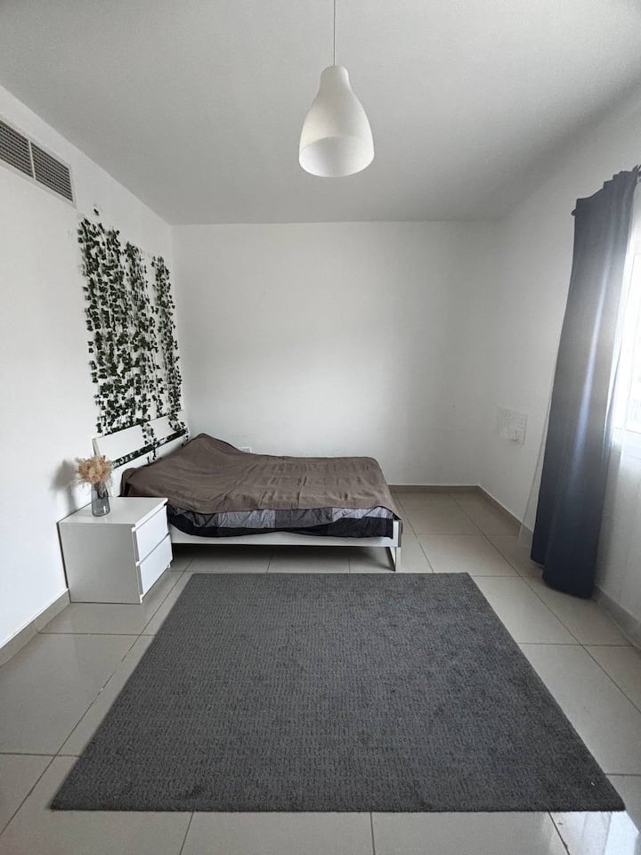 Cozy & Spacious Room - Abu Dhabi