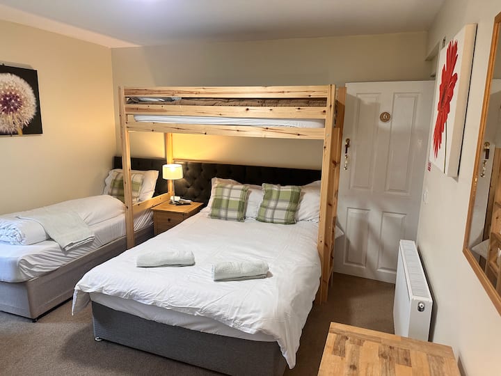 Forces Manor Room 6 - Newtonmore