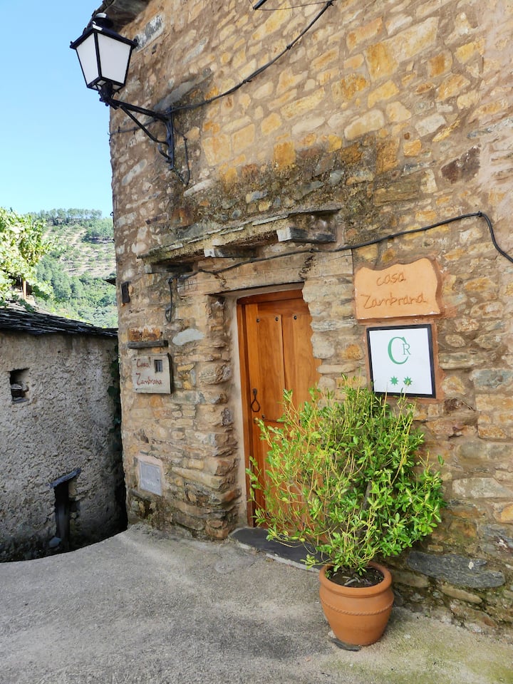 Casa Rural La Zambrana - Robledillo de Gata